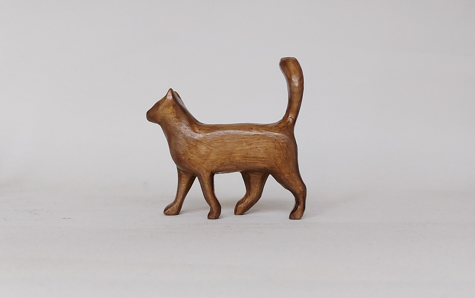 Wood Carved Cat Statue Wooden Figurine Cat Home Decor - Etsy