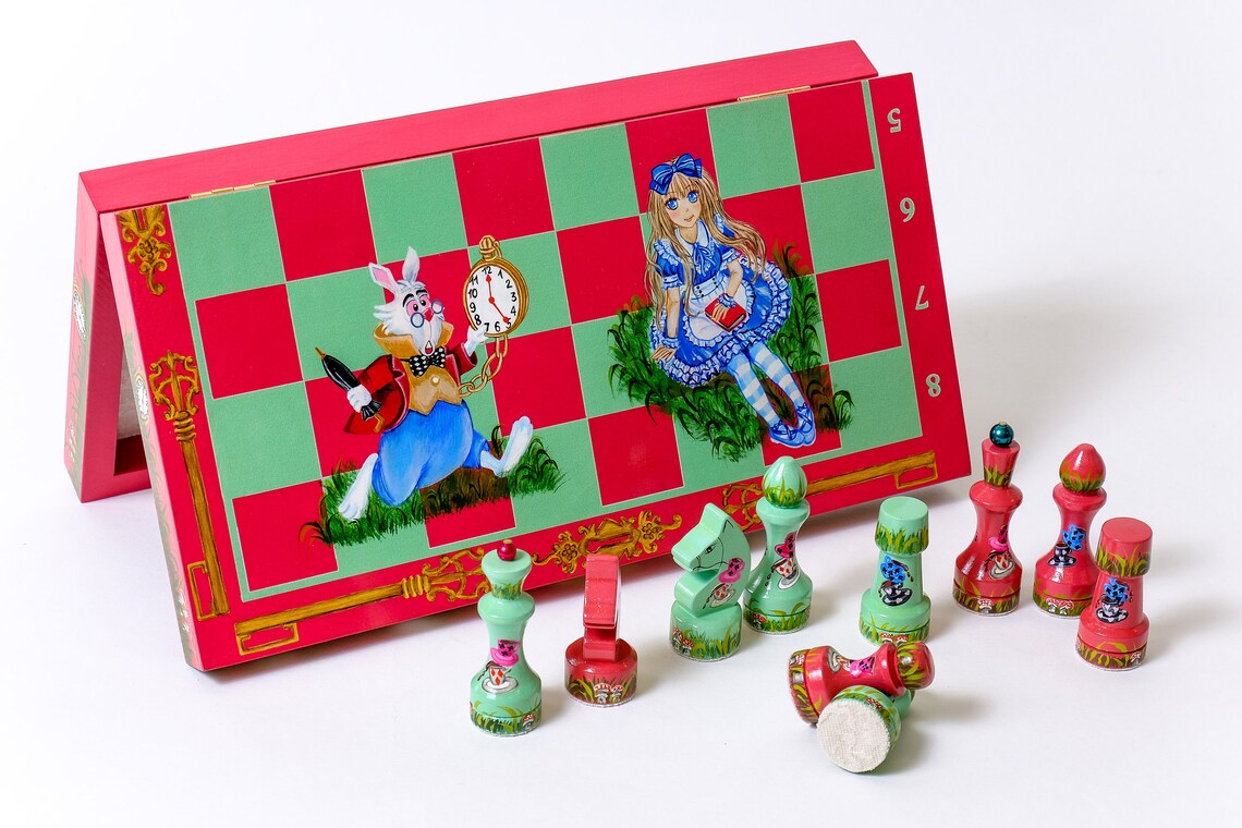Alice In Wonderland. Chess Set. | Etsy
