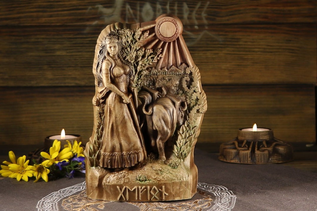 Hand Carved Ash Wood Gefjon Statue: Norse Pagan Goddess Altar Decor - Etsy