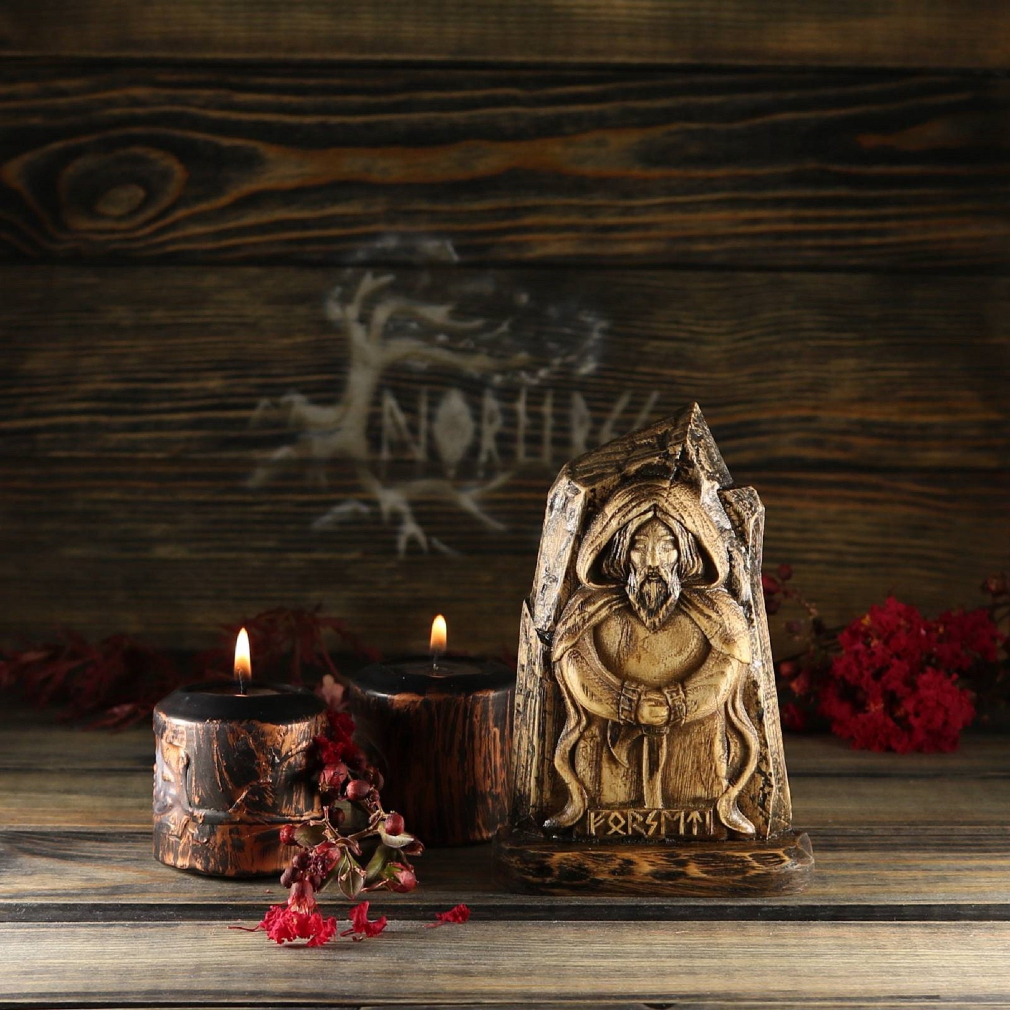 Forseti Norse God Statue