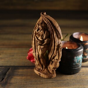 Lilith Statue: Mini Wood Carving Altar - Pagan Wiccan Decor - Etsy