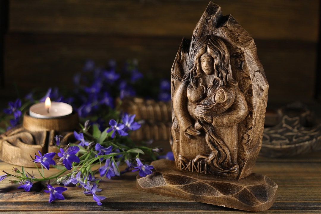 Danu Goddess, Mother Goddess, Celtic Goddess, Danu Statue, Irish Gods ...