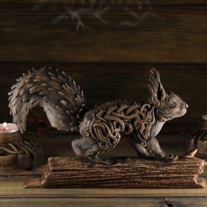 Ratatoskr Squirrel Wood Carving: Norse Viking Altar Decor - Etsy