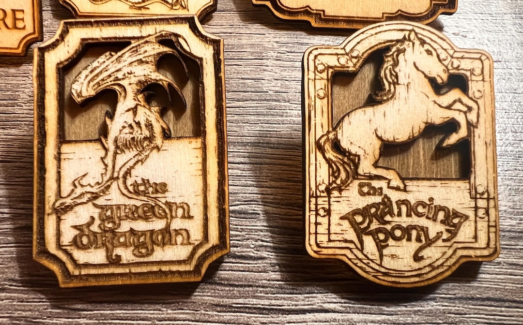 Hobbit 3D Wooden Pins | Prancing Pony Green Dragon LOTR Lord of the ...
