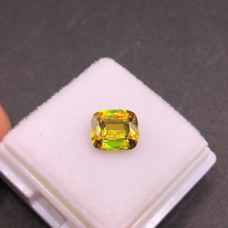 Sphene - Etsy
