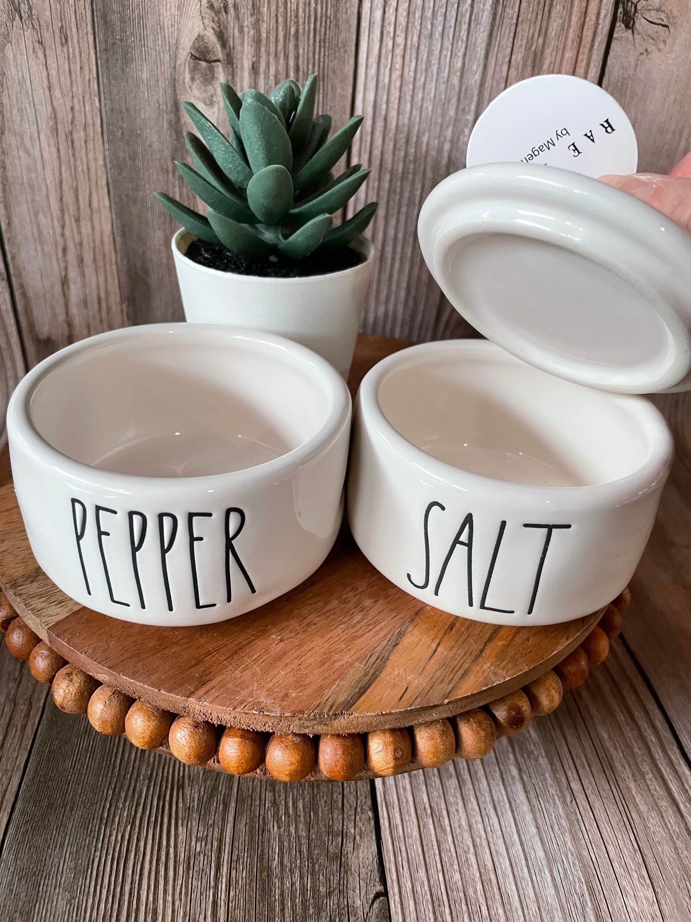 Kitchen & Dining Salt & Pepper Shakers ceramic cellar with lid ...