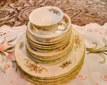 Vintage Dinnerware Sets - Etsy