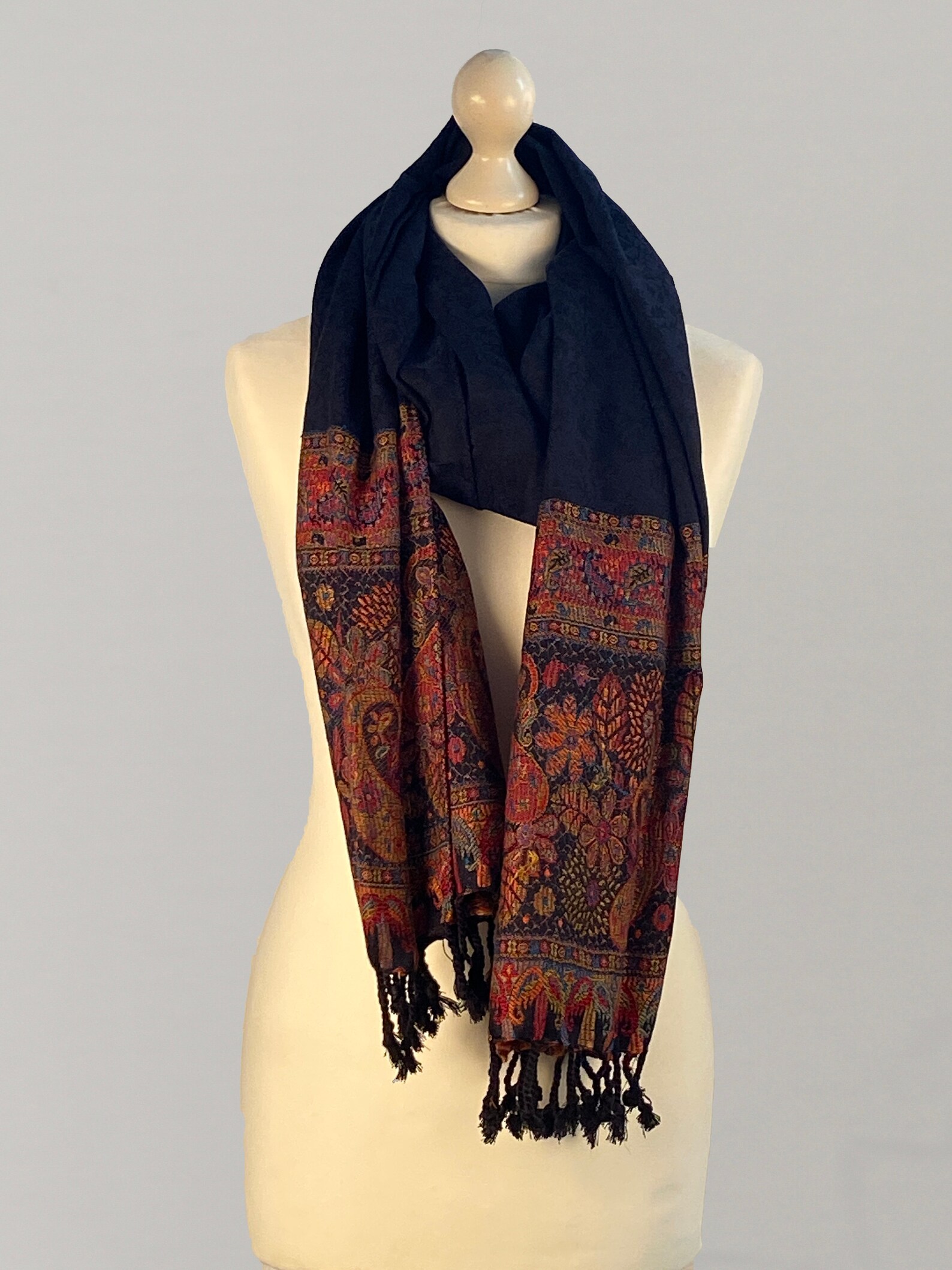 Classic Kashmiri Jamawar Jacquard Scarf Woven in Paisley - Etsy UK