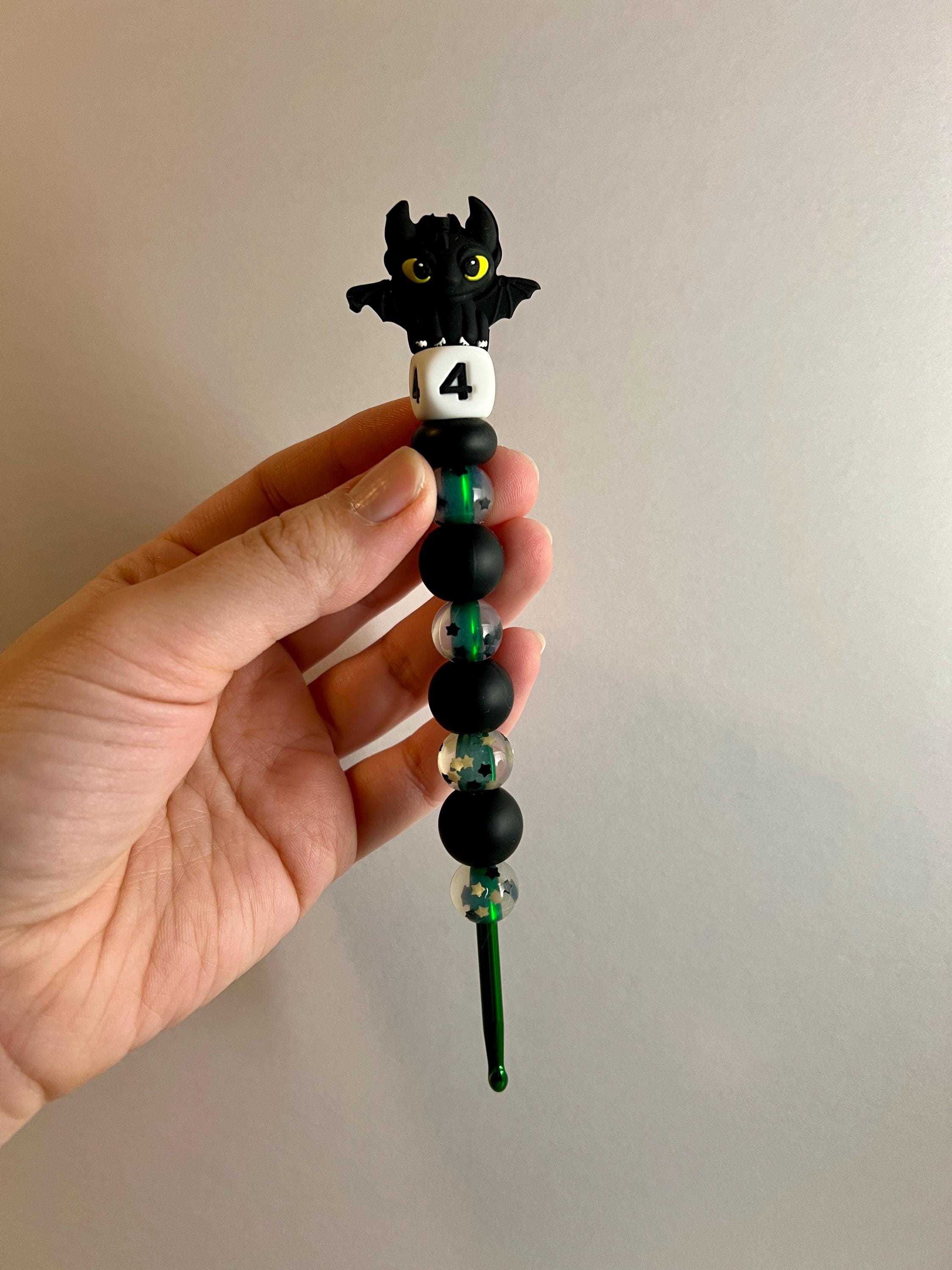 Fantasy Book Crochet Hook, Basgiath & Velaris Ergonomic Handle ...