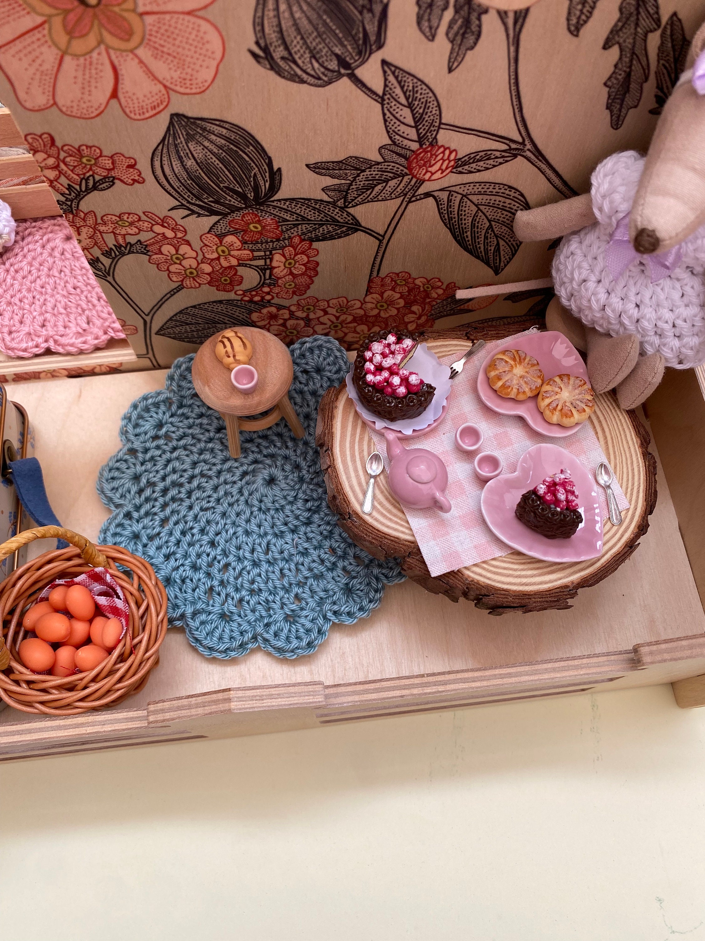 Round Miniature Dollhouse Crochet Rug - Etsy