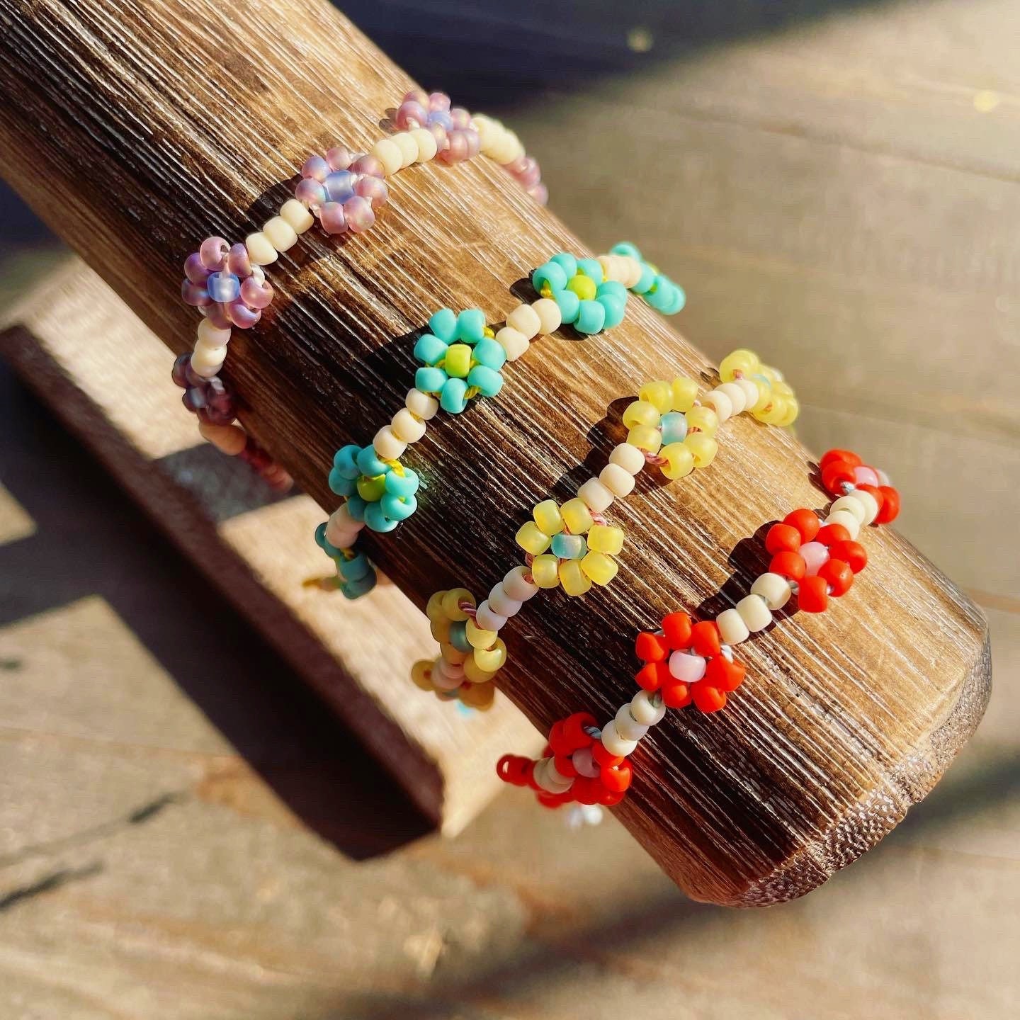 Silk String Daisy Chain Bracelet || Toho Seed Beads || Adjustable ...