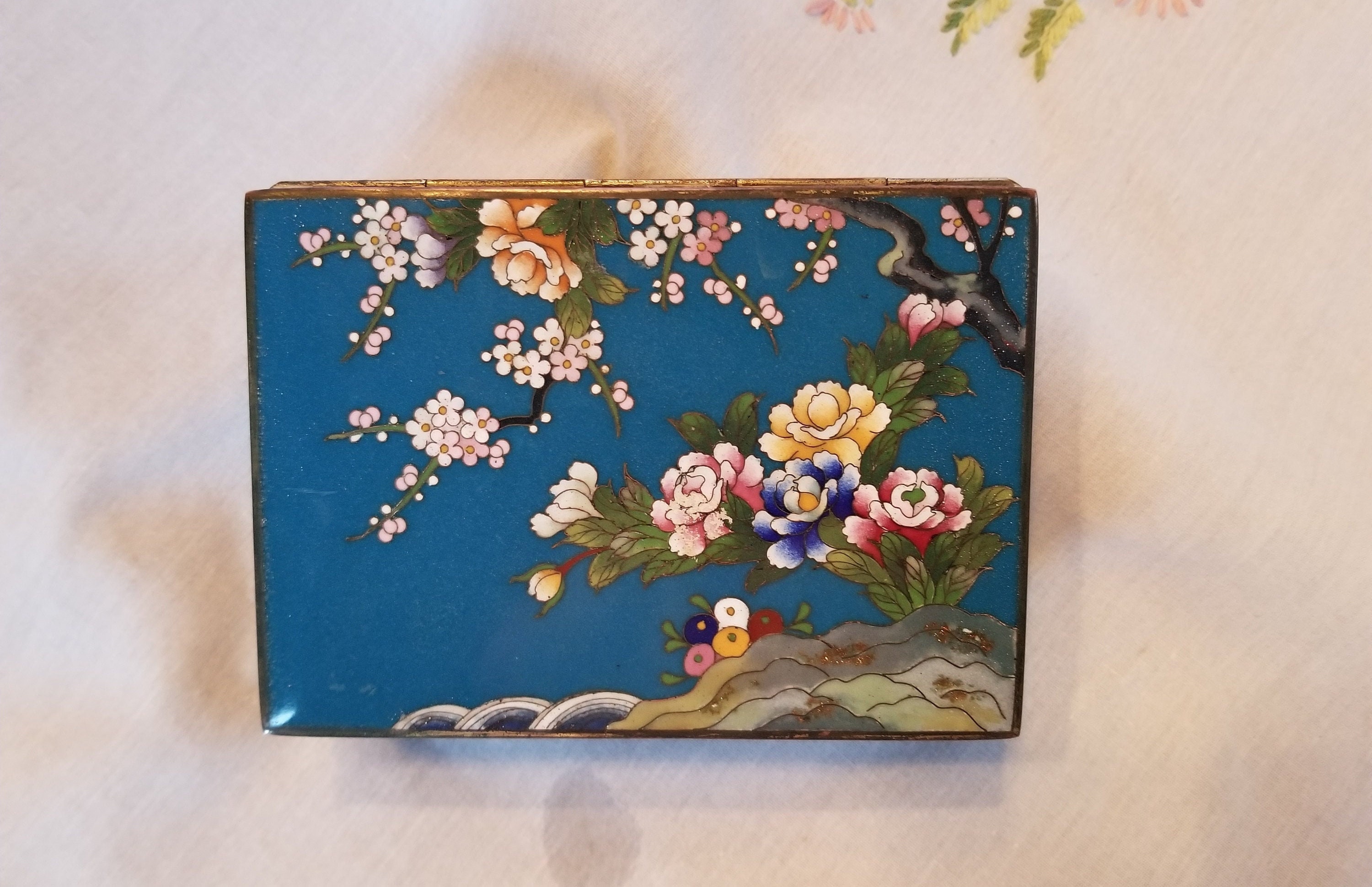 Inaba Nanaho by Nagoya Meiji Period Cloisonne' Silver Box - Etsy