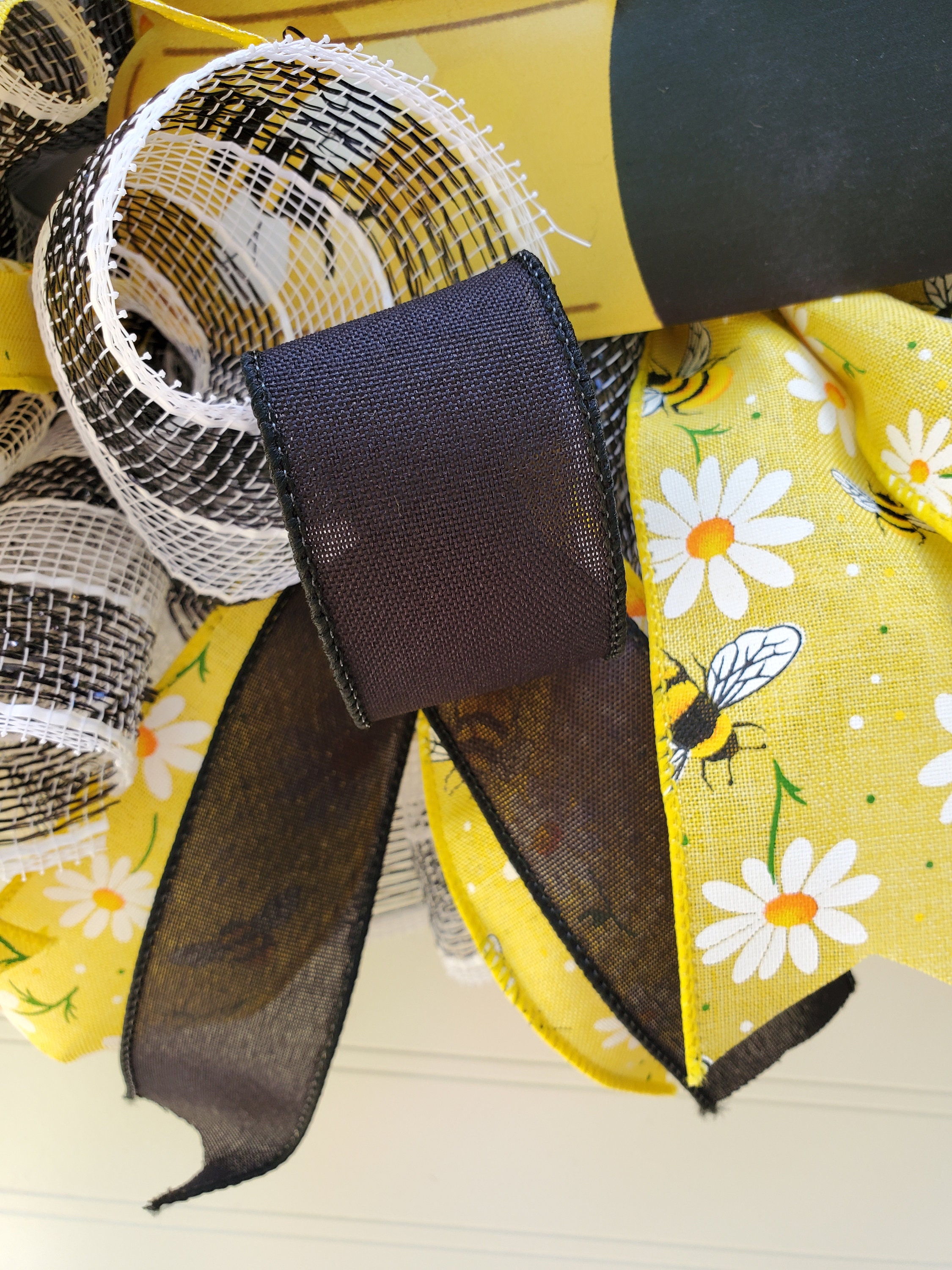 Bee Welcome Wreath With Bee Hive Sign and Bee Ribbon, Wreath for Summer ...