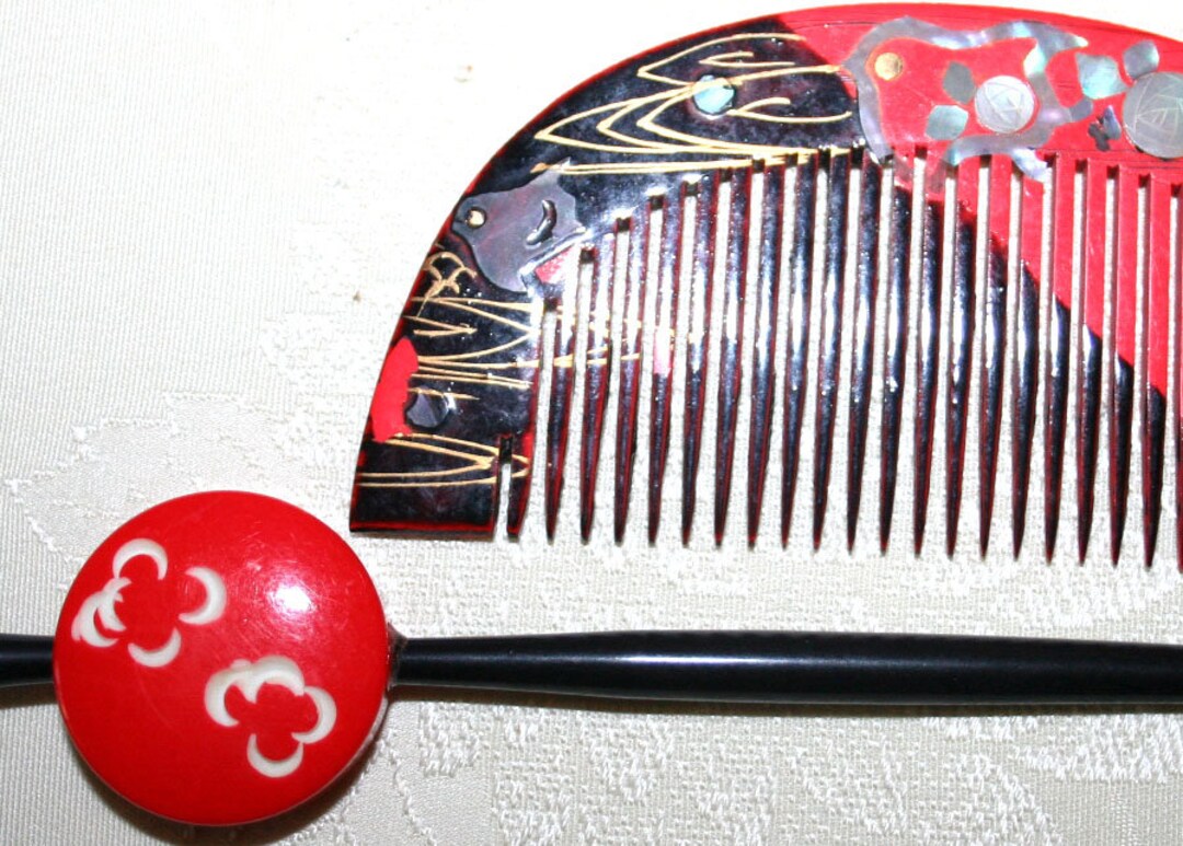 Vintage Japanese Comb and Hair Stick Set - Etsy