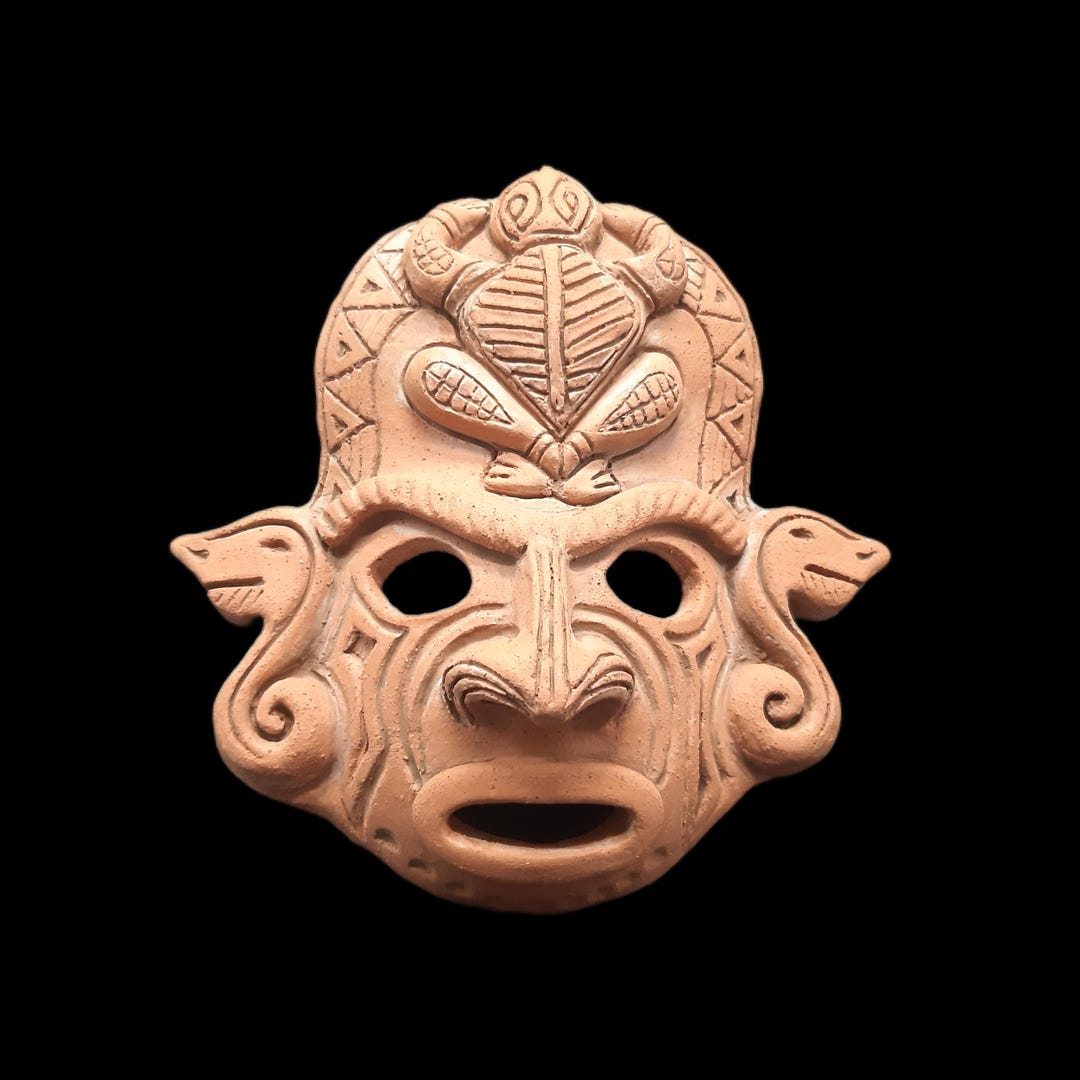 Handmade Replica of A Pre-columbian Ritual Mask Whit Frog and Snakes ...