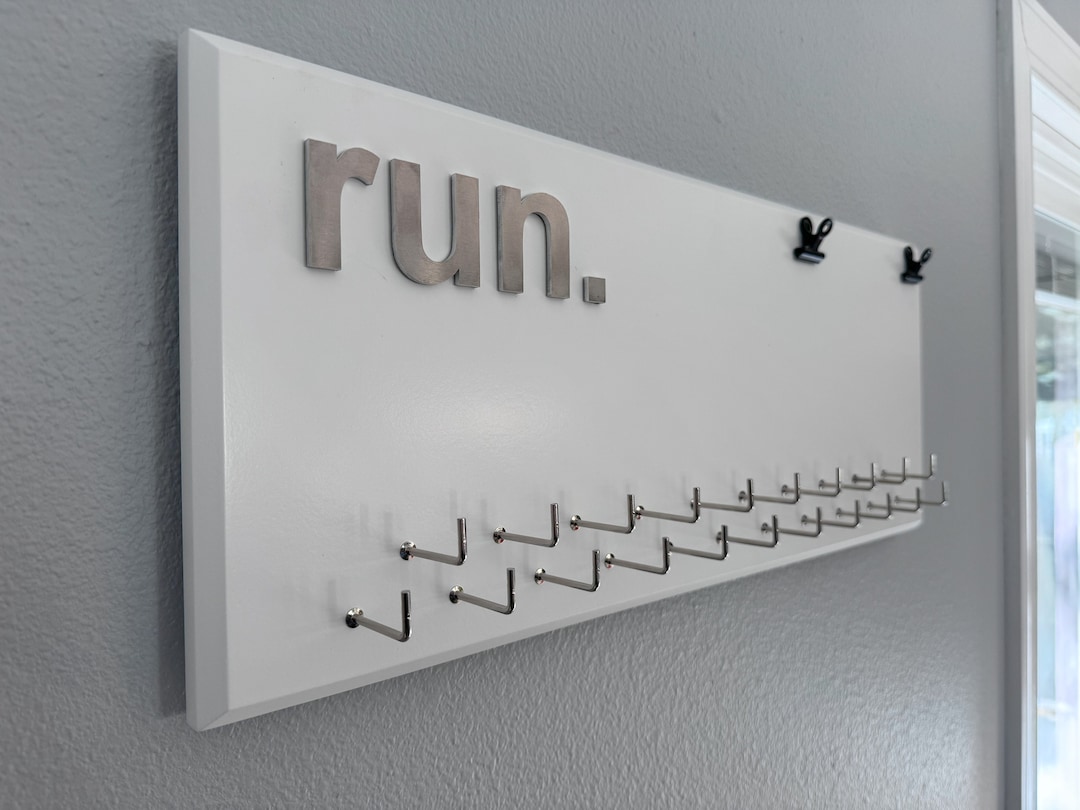 Running Medal Holder White With 3D Lettering in Aluminium or Acrylic ...