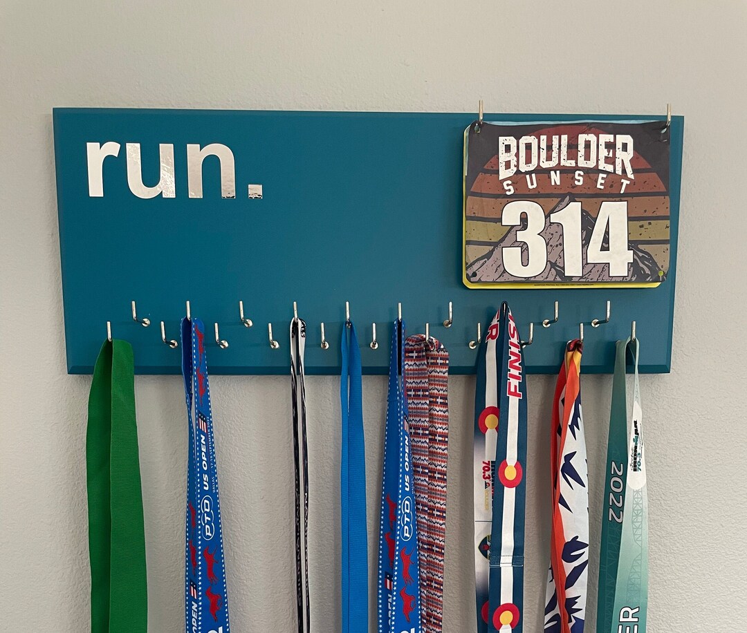 Running Medal Holder, Teal With run. Vinyl, 21 Hooks and BIB Holder. - Etsy