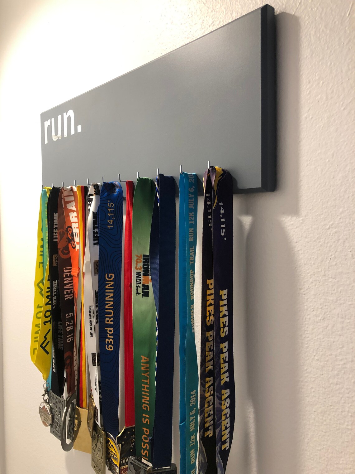 Running Medal Holder black with chrome | Etsy