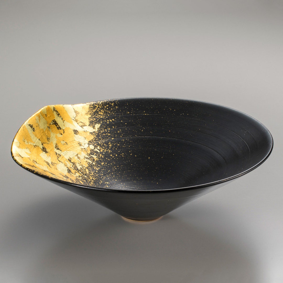 Japanese Flower Vase Falling Light / Use of Gold Leaf / - Etsy