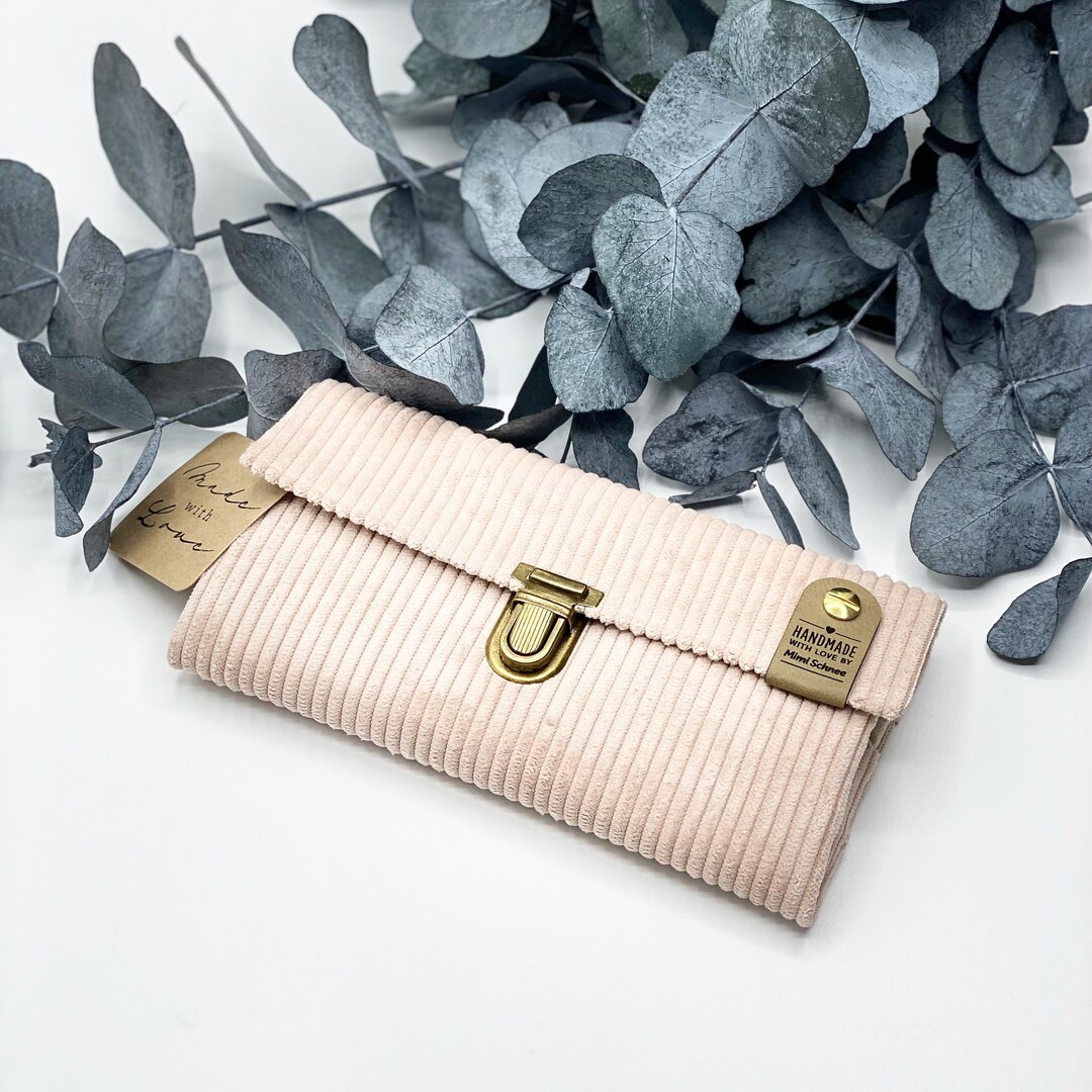 Wallet Corduroy Wallet Rosé: Stylish, Spacious & Perfect for on the Go ...