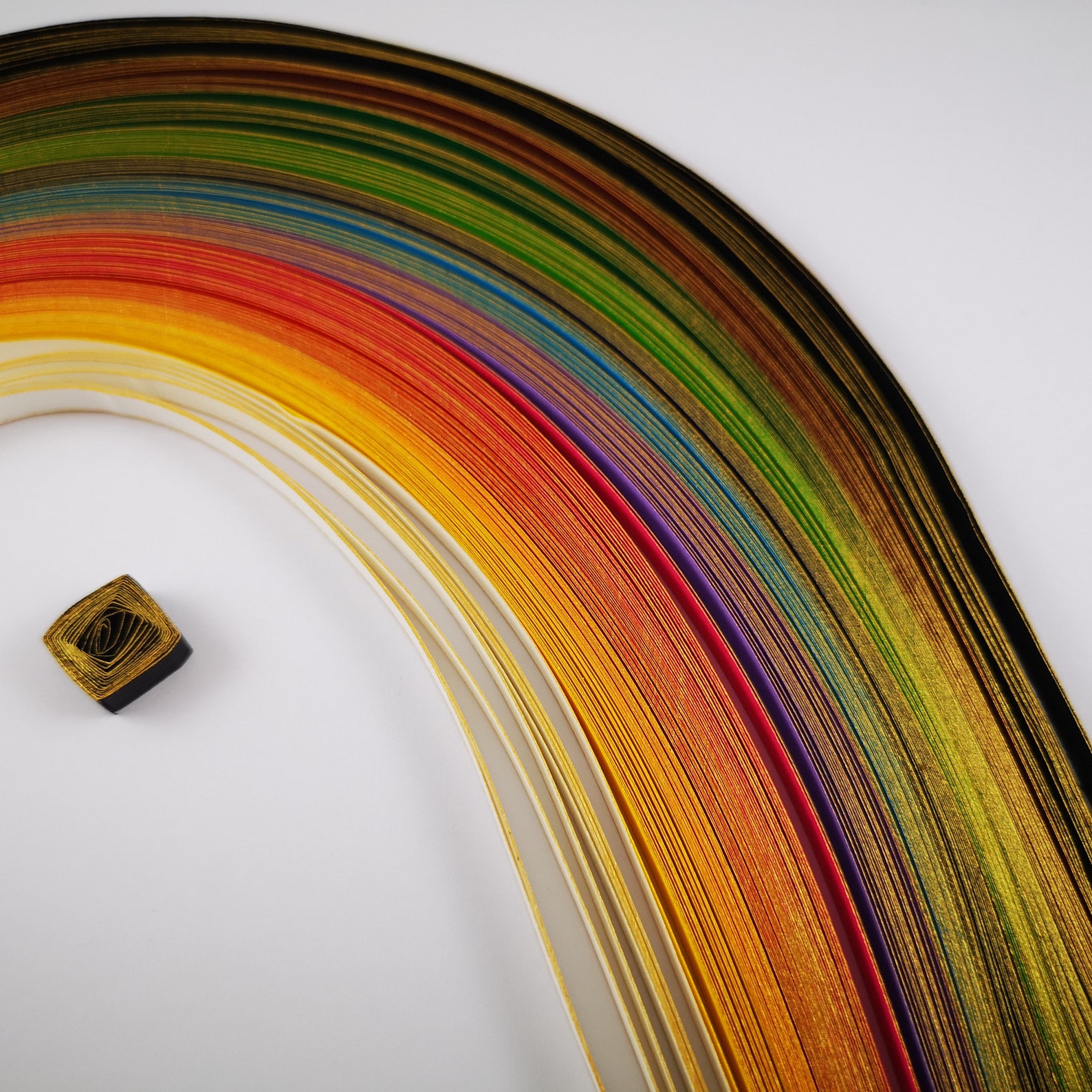 Golden Edges Quilling Paper 200 Long Strips With Sticky End - Etsy