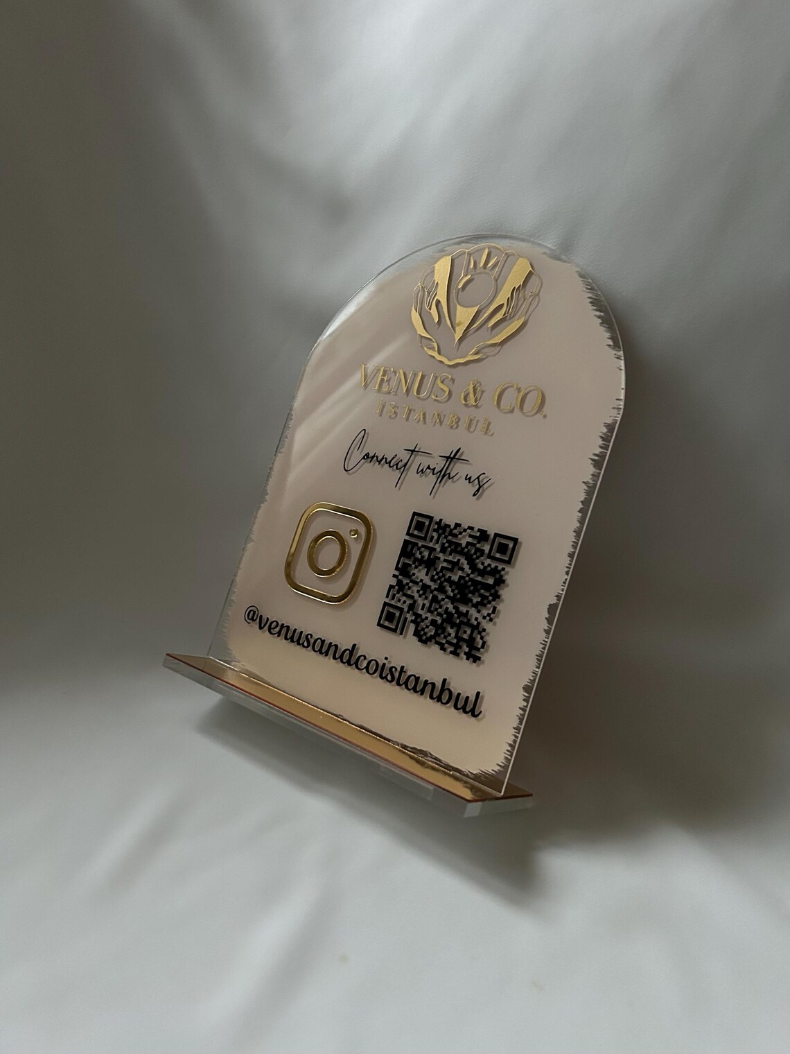 Oval Plexiglass QR Code Stand - Personalized Elegant Business Display ...