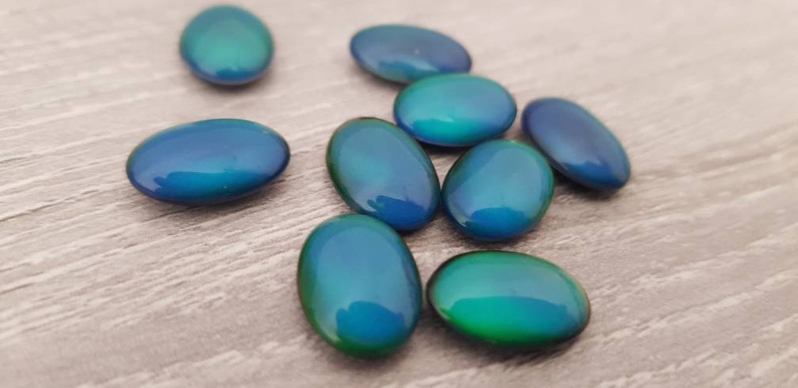 Mood Stones / Mood Ring / Colour Change / Mood Cabochons / Changing ...