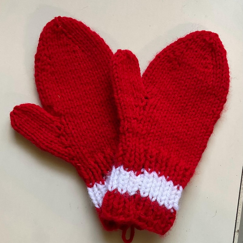 Red Mittens - Etsy