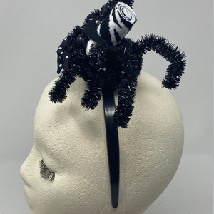 Poseable Hairy Spider - Headband/fascinator/headpiece - Assorted ...