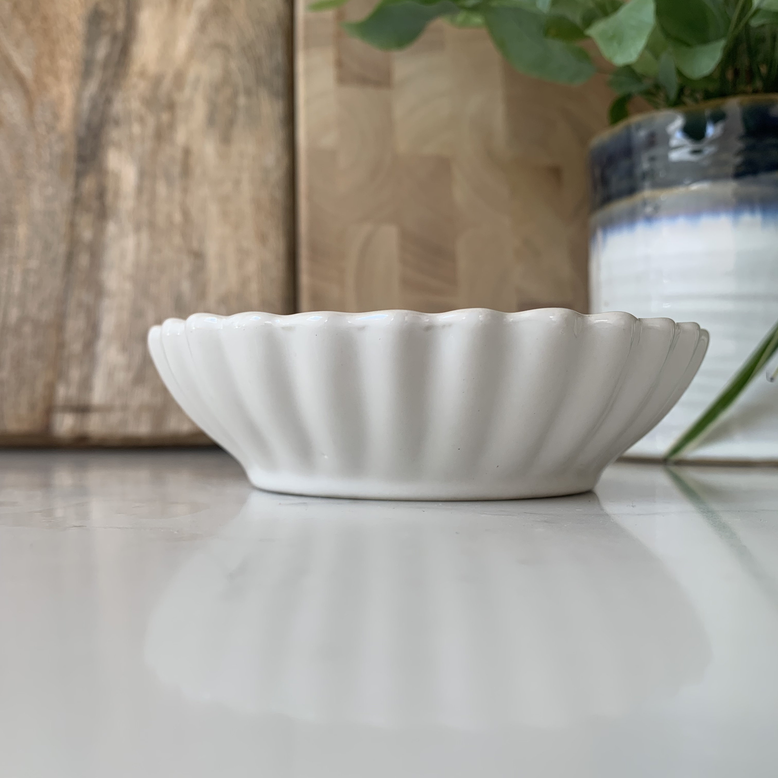 Ceramic Glazed White Scallop Shell Dish / Trinket Bedroom / - Etsy UK