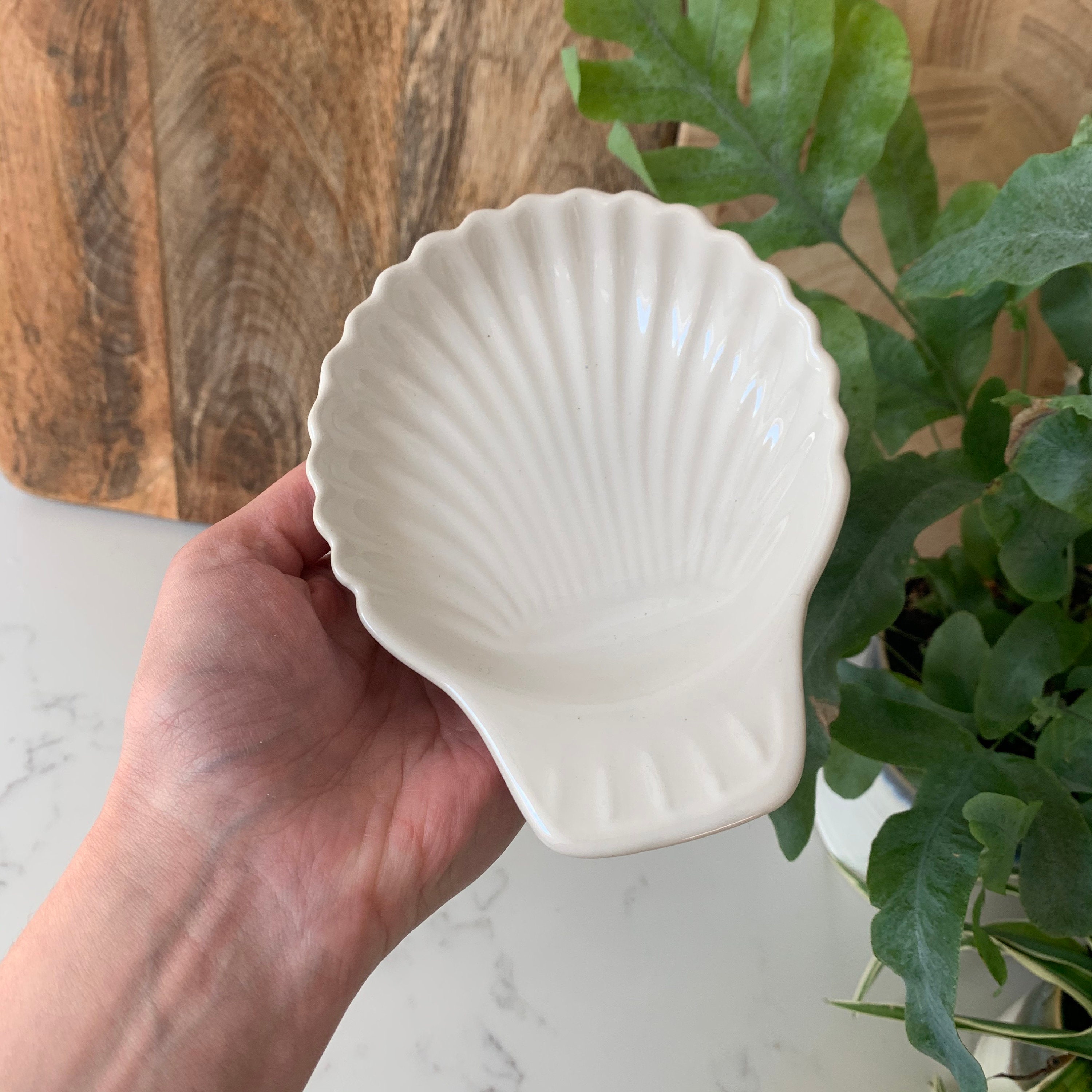Ceramic Glazed White Scallop Shell Dish / Trinket Bedroom / - Etsy UK
