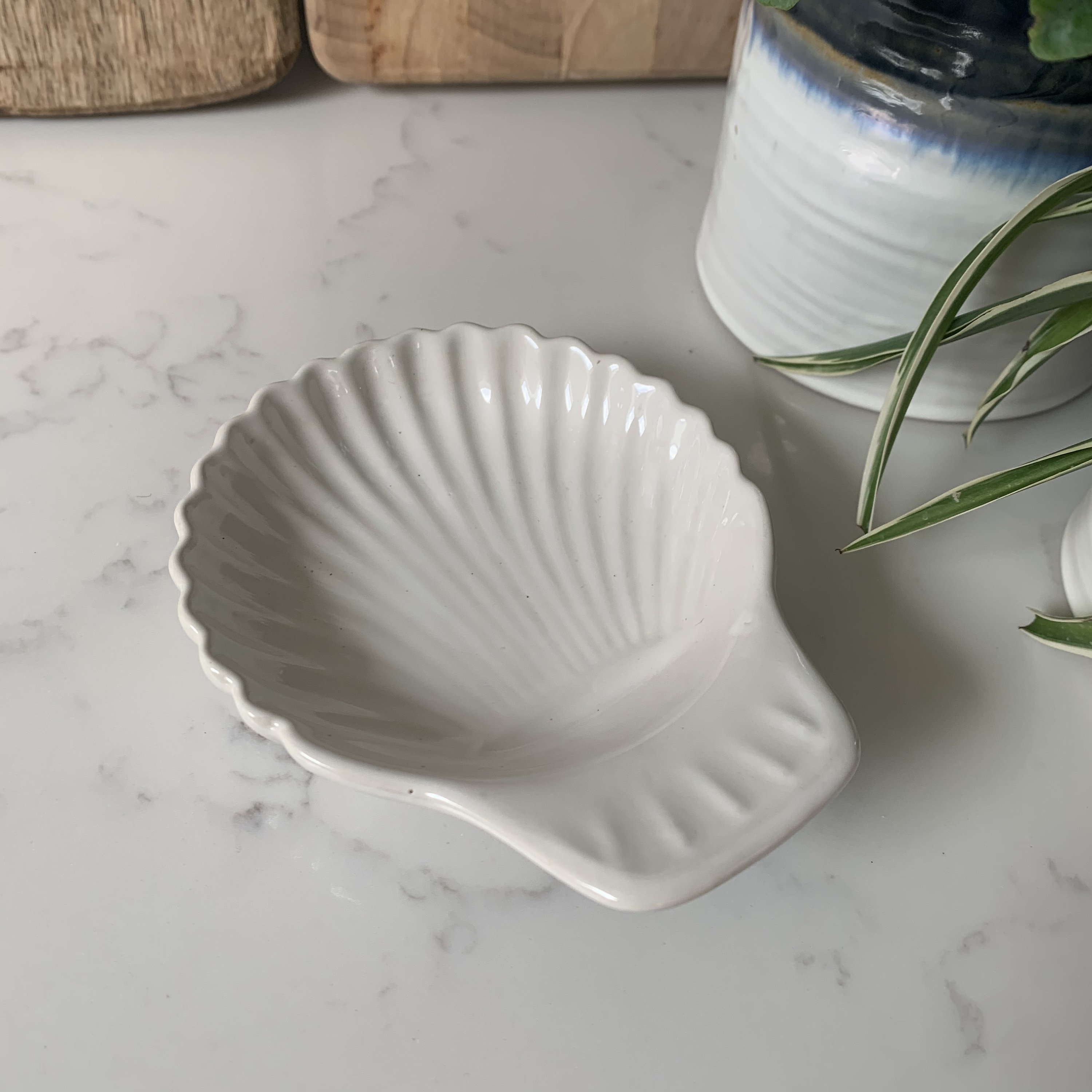 Ceramic Glazed White Scallop Shell Dish / Trinket Bedroom / - Etsy UK