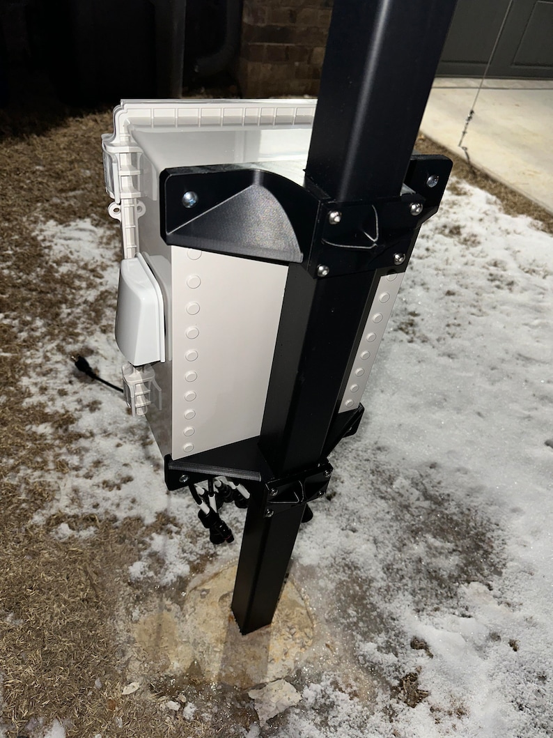 Mega Tree Pole Mount for LED Pixel Enclosure - Etsy