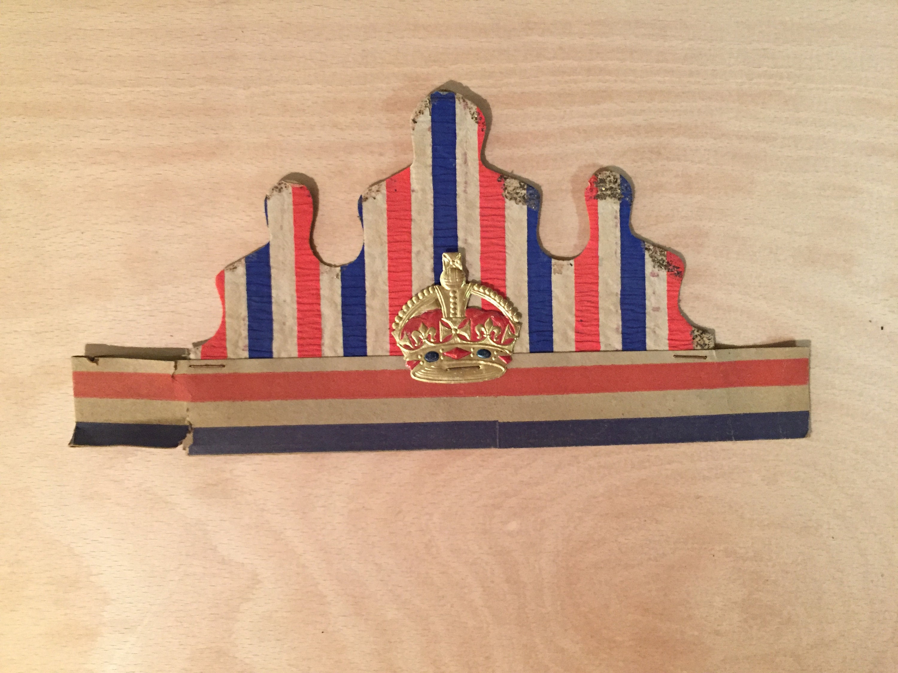 Vintage British Paper Crown With Royal Appliques - Etsy