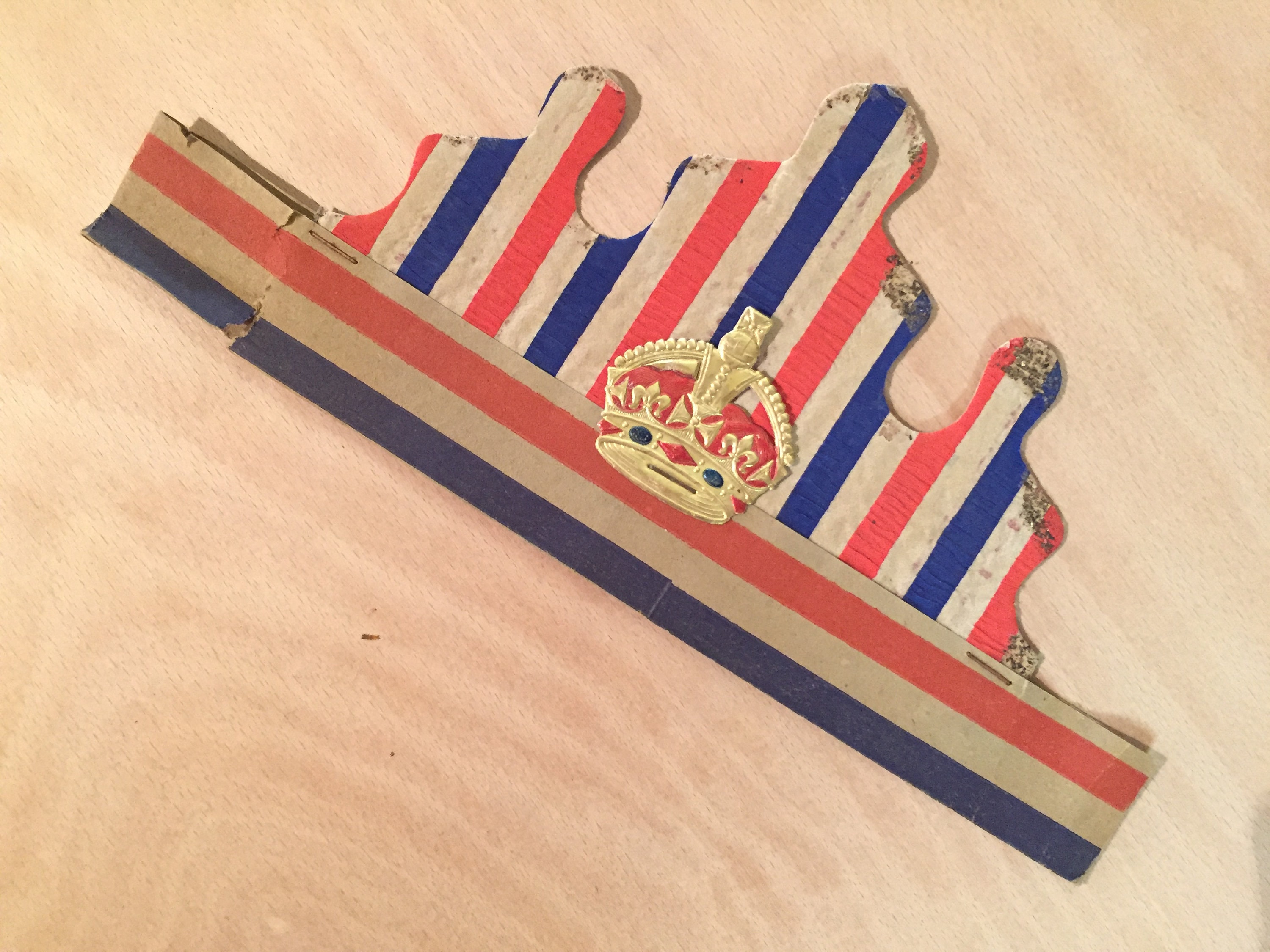 Vintage British Paper Crown With Royal Appliques - Etsy