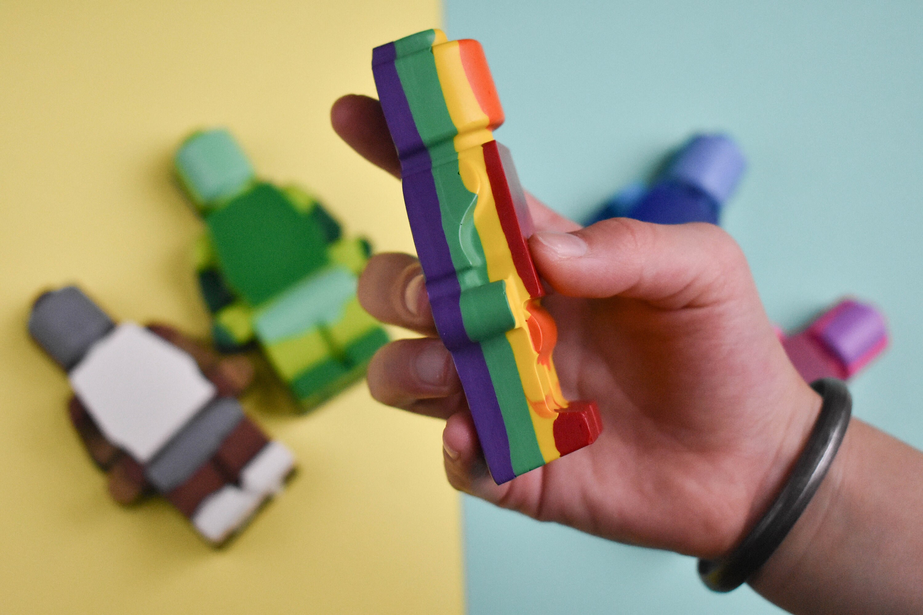 Mega Tin Men Crayons / Lego hombres Lego / Set de 3 - Etsy España