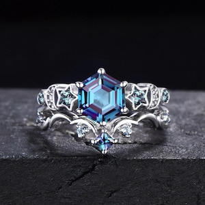 Unique Moon Star Alexandrite Wedding Ring Hexagon Cut Alexandrite ...