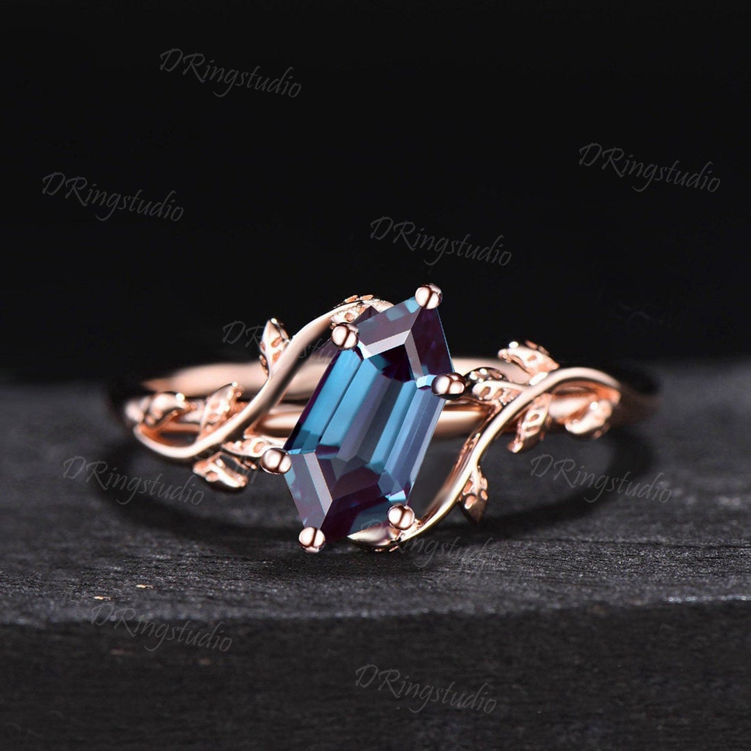 Vintage Alexandrite Engagement Ring Branch Leaf Shield Shape ...
