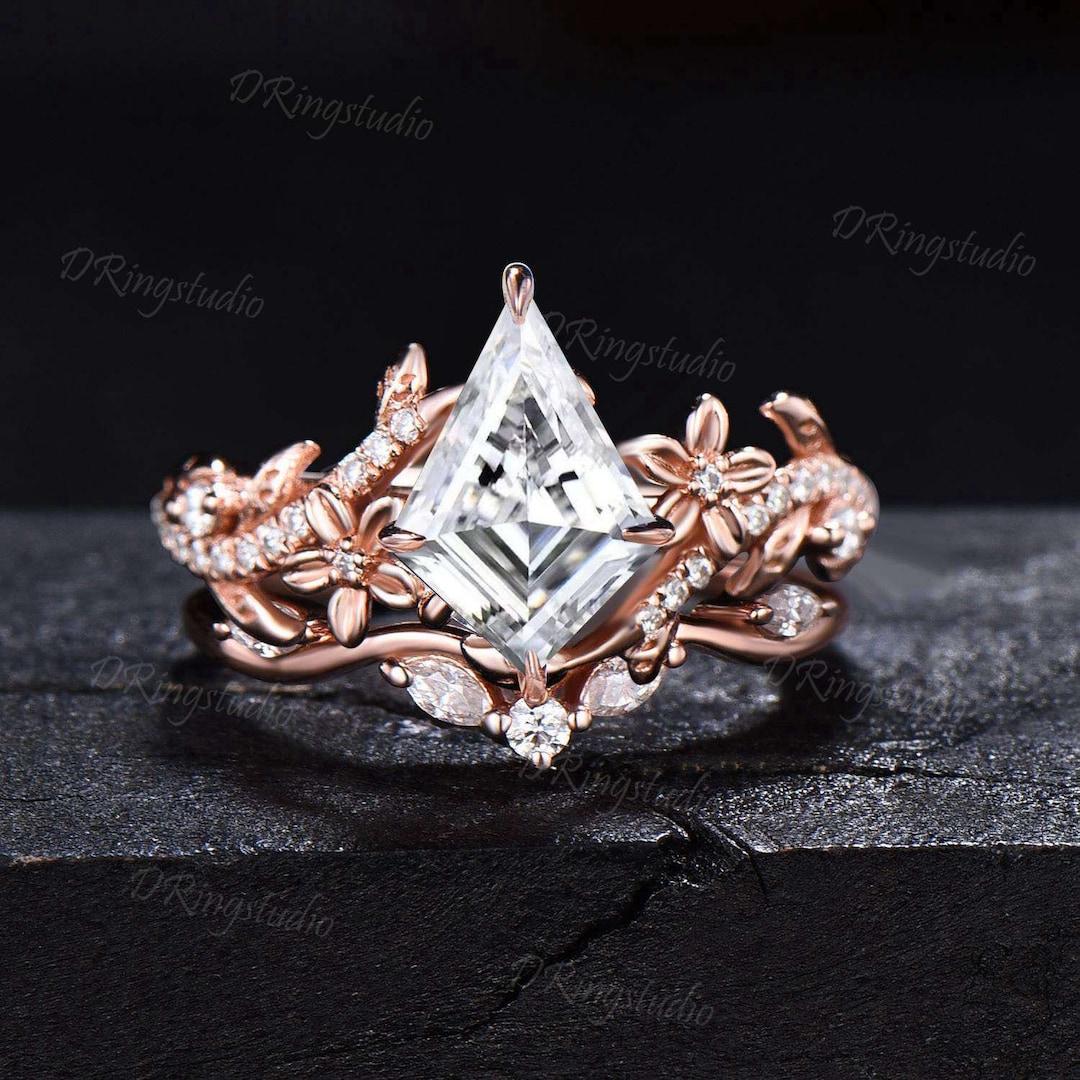 Twig Twist Kite Cut Moissanite Engagement Ring Dainty Floral Moissanite ...