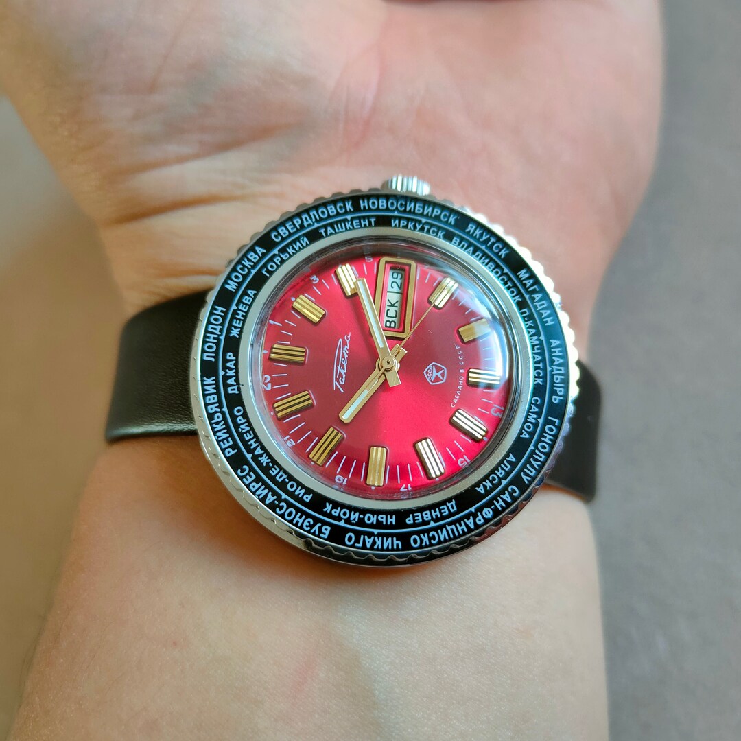 Raketa CITIES, Raketa World Time, Red Watch, Time Zone Watch, Mens ...