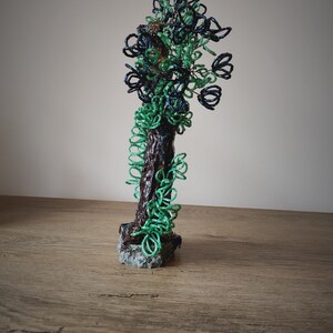 This One is in California and is Ready to Gowire Sculpture Tree, Woman ...