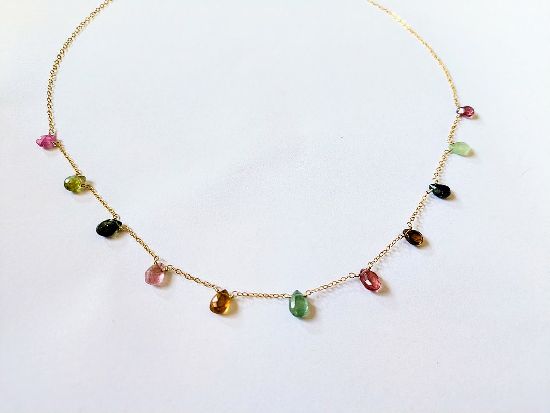 Collar de turmalina multicolor. Collar bañado en oro y piedras ...