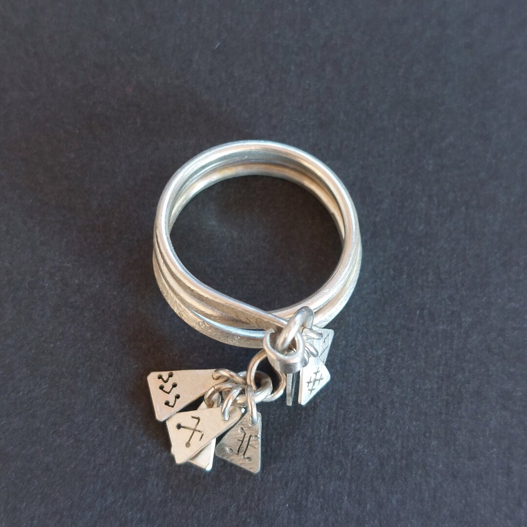 SEVEN DAY RING "bad Vegan" - Etsy