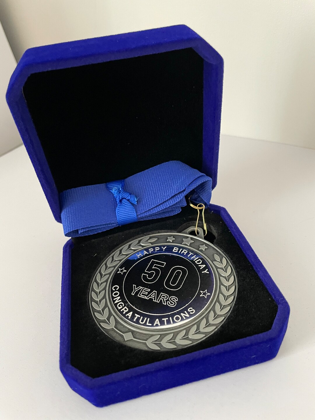 50TH BIRTHDAY Engraved Medal, in a Luxury Presentation Case, Gold or ...
