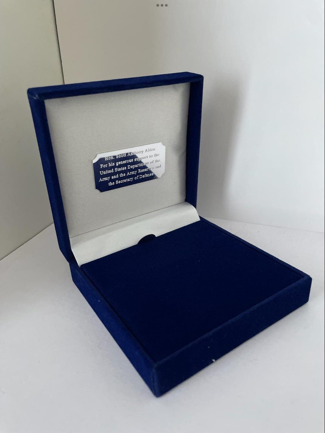Blue Velvet Presentation Case: Engraved Gift Box for Jewellery, Medals ...