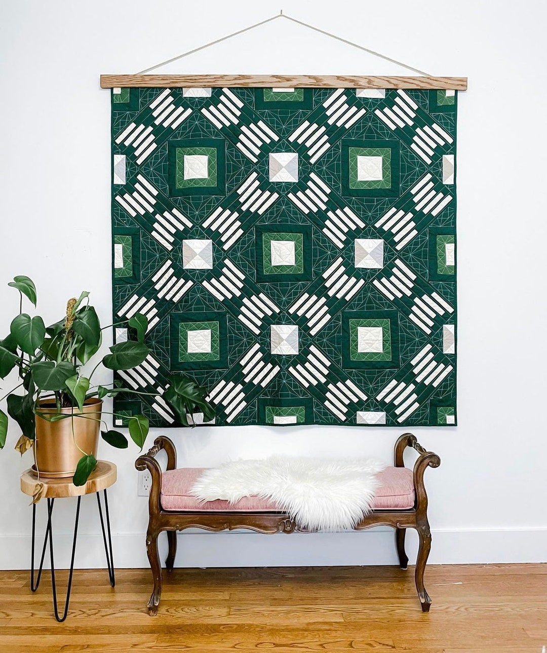 Modern Quilt Hanger - Wooden Frame for Quilts and Tapestries - Etsy