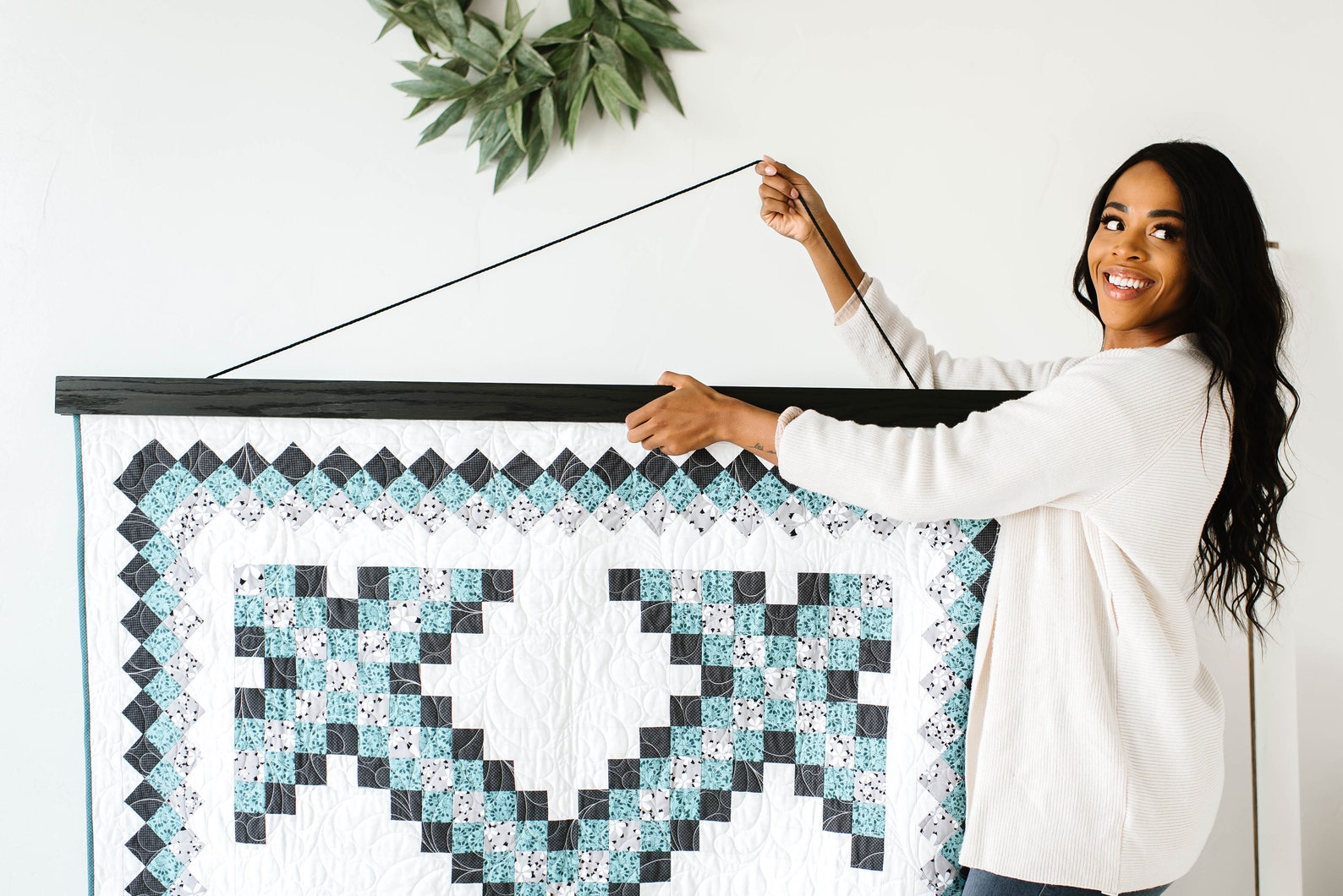 Quilt Hanger Frames Hang Your Quilt on the Wall With These - Etsy