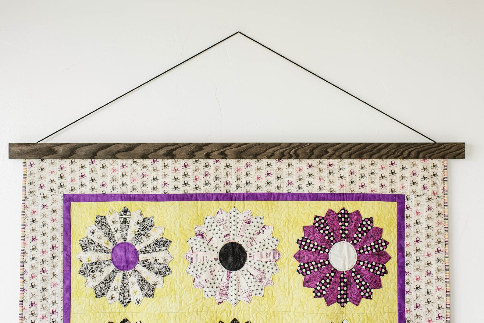 Custom Size Quilt Hanger Frames - Wood Hanging Frame for Quilts ...