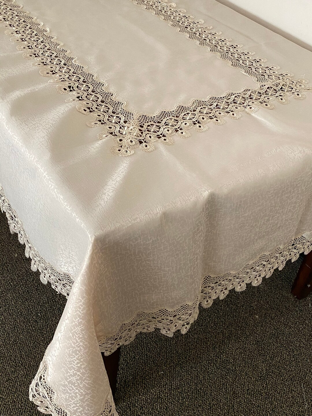 A&MT Elegant Vintage Lace Linen Tablecloth: 68x104"; 68x120" Ob. Beige ...