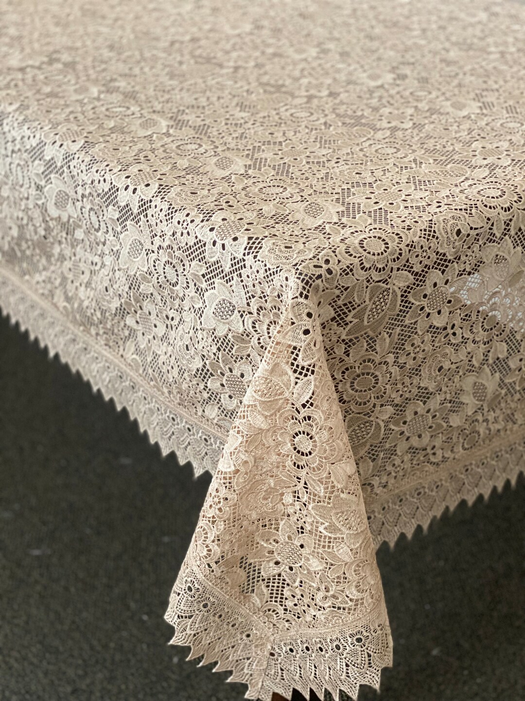 AMT Elegant Brand New European Royalty Style Tablecloths With Vintage ...